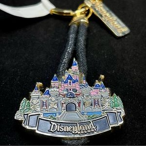 Disney | Other | Disneyland 5th Anniversary Celebration Castle Key ...
